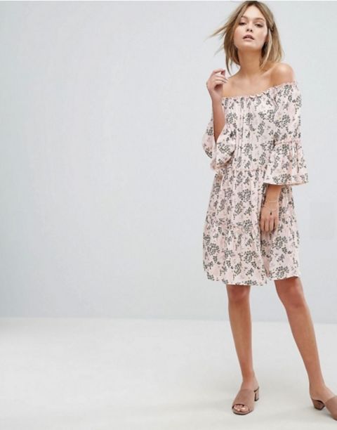 5 Maneras Estilosas De Llevar Un Vestido De Flores